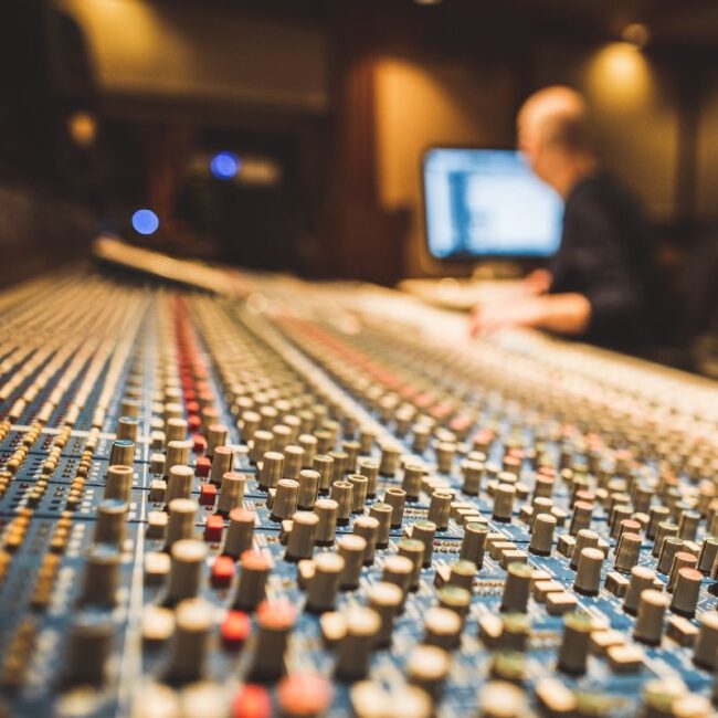 Über uns - Meisel Music